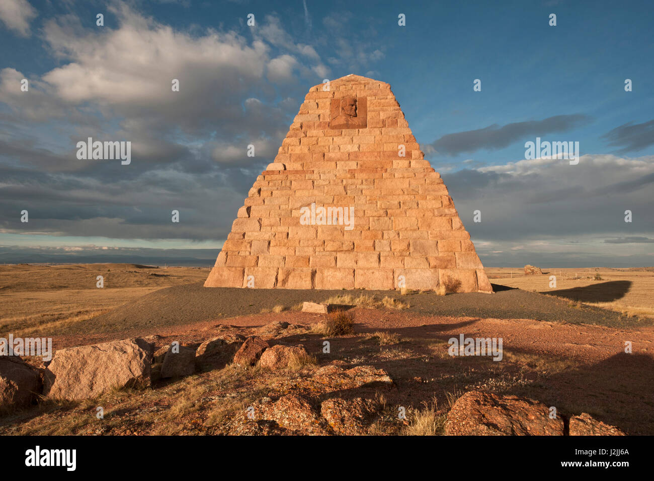 Ames brothers monument hi-res stock photography and images - Alamy