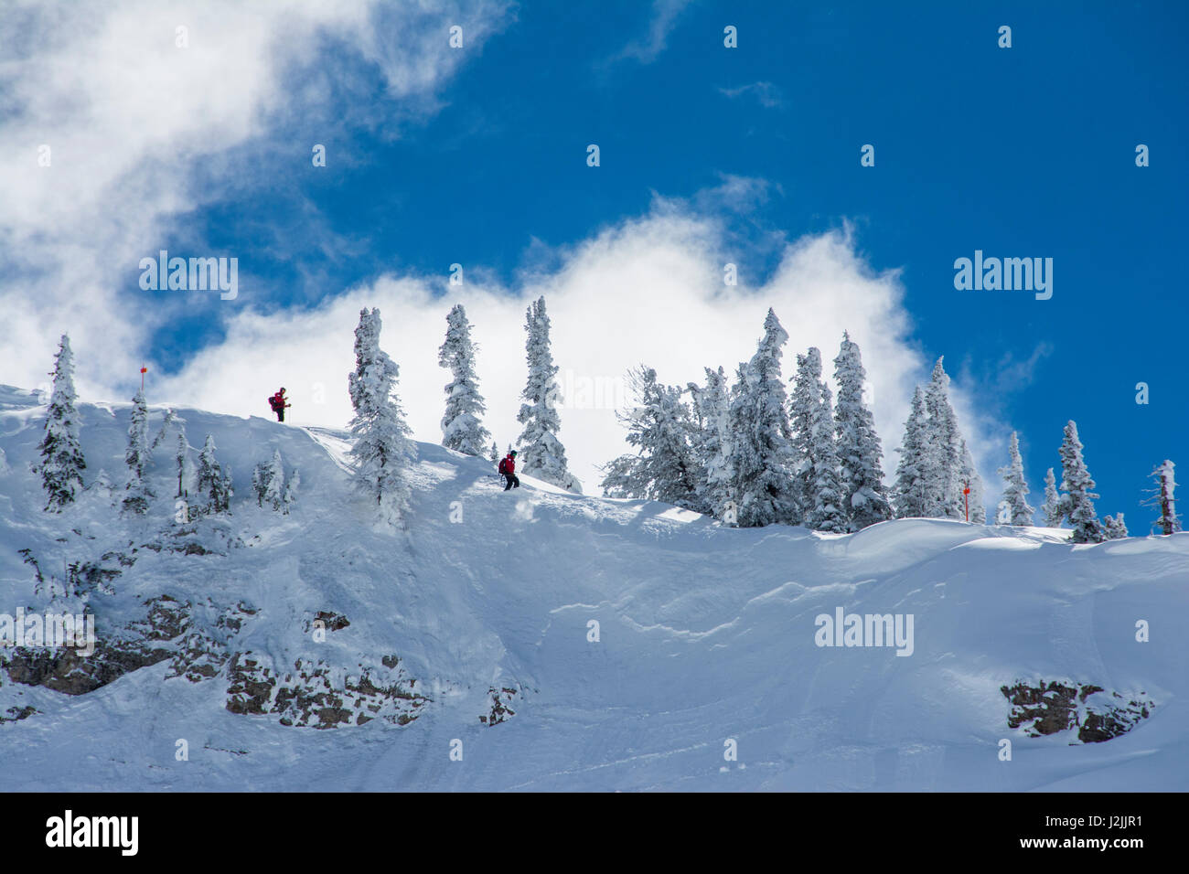 Ski cut by ski patrol triggers sluffing and loose snow avalanche Grand ...