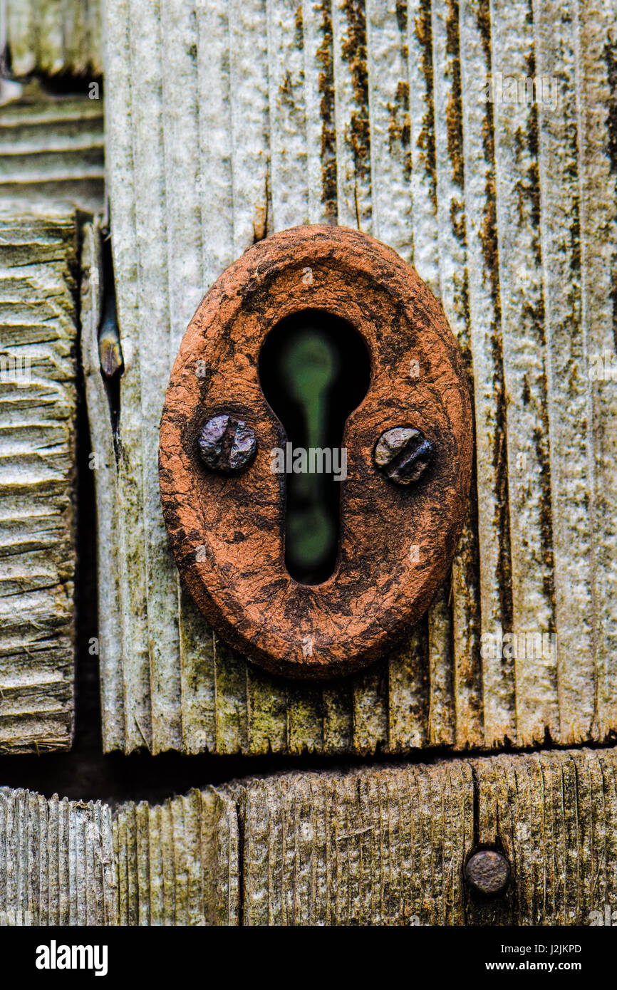 Old lock rust hi-res stock photography and images - Alamy