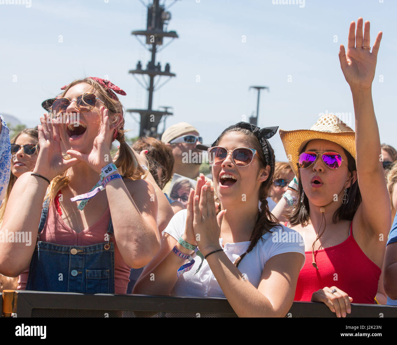 Stagecoach festival crowd hi-res stock photography and images - Alamy