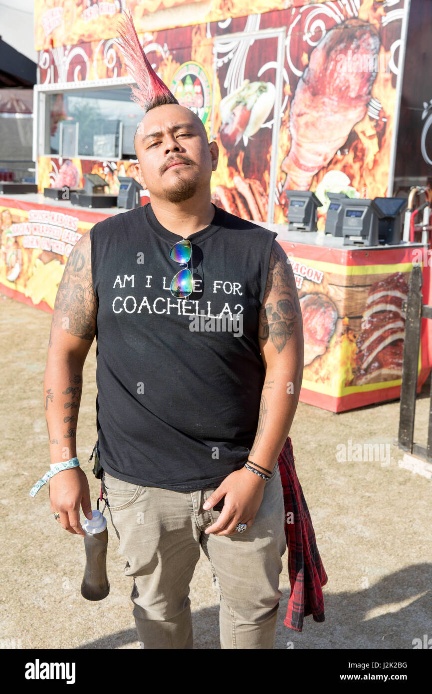 Stagecoach country music festival fan hi-res stock photography and ...