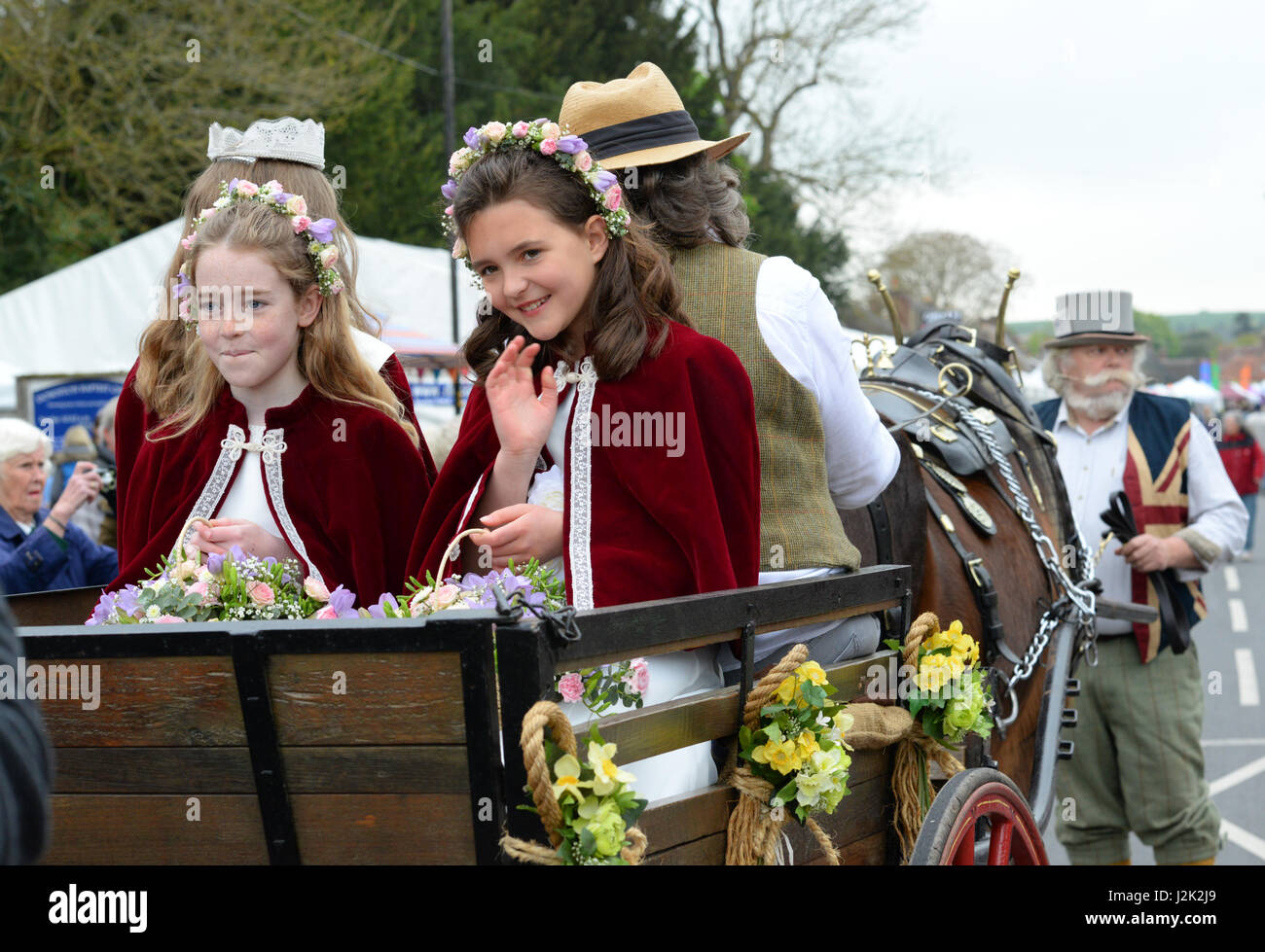 Crowning of the May Queen at Downtown Cuckoo Fair, Wiltshire, UK Stock ...
