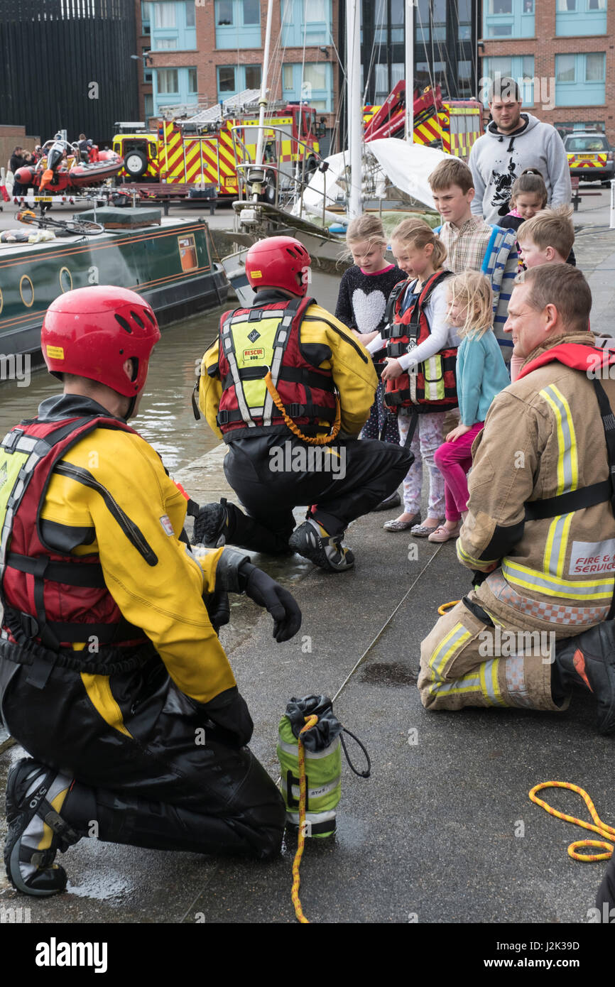 Gloucestershire fire and rescue hi-res stock photography and images - Alamy