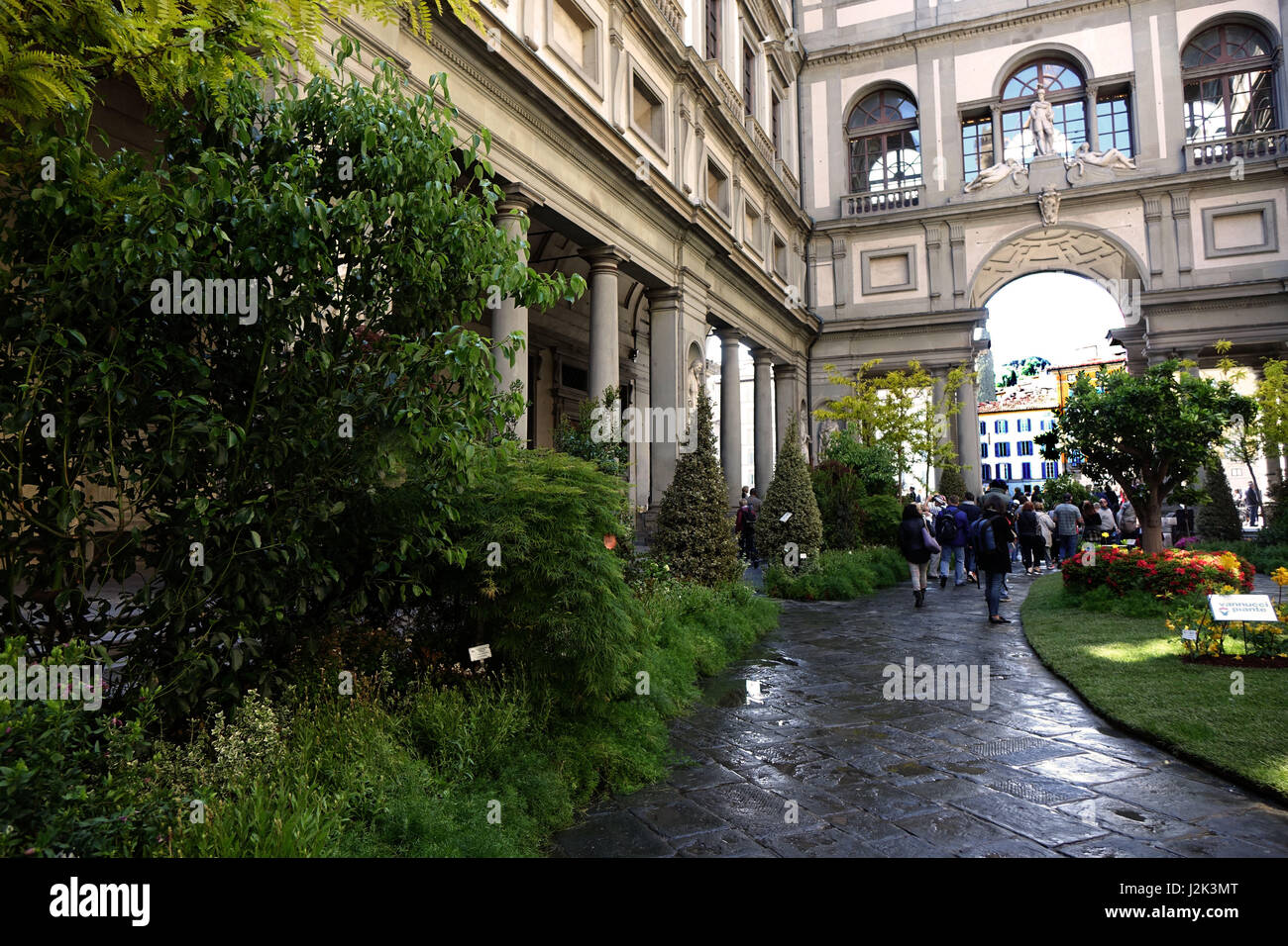 Garden in the Uffizi Gallery Stock Photo - Alamy