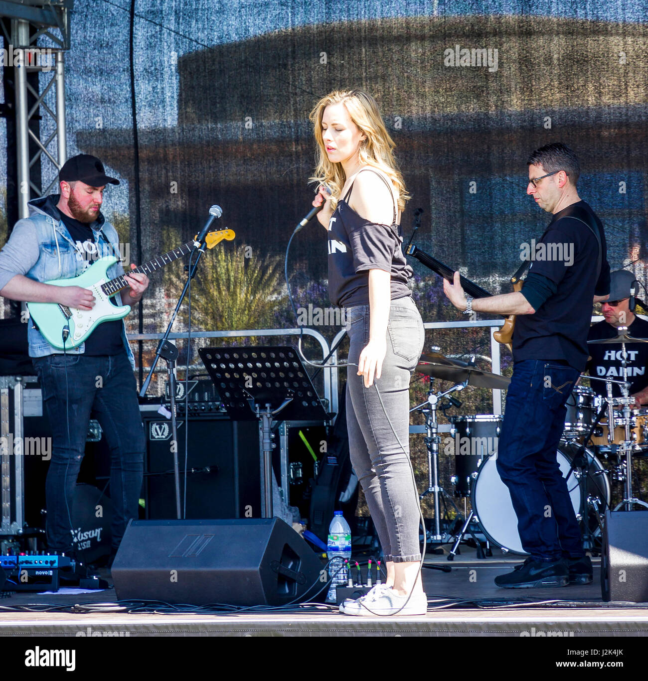 The hot damn band hi-res stock photography and images - Alamy