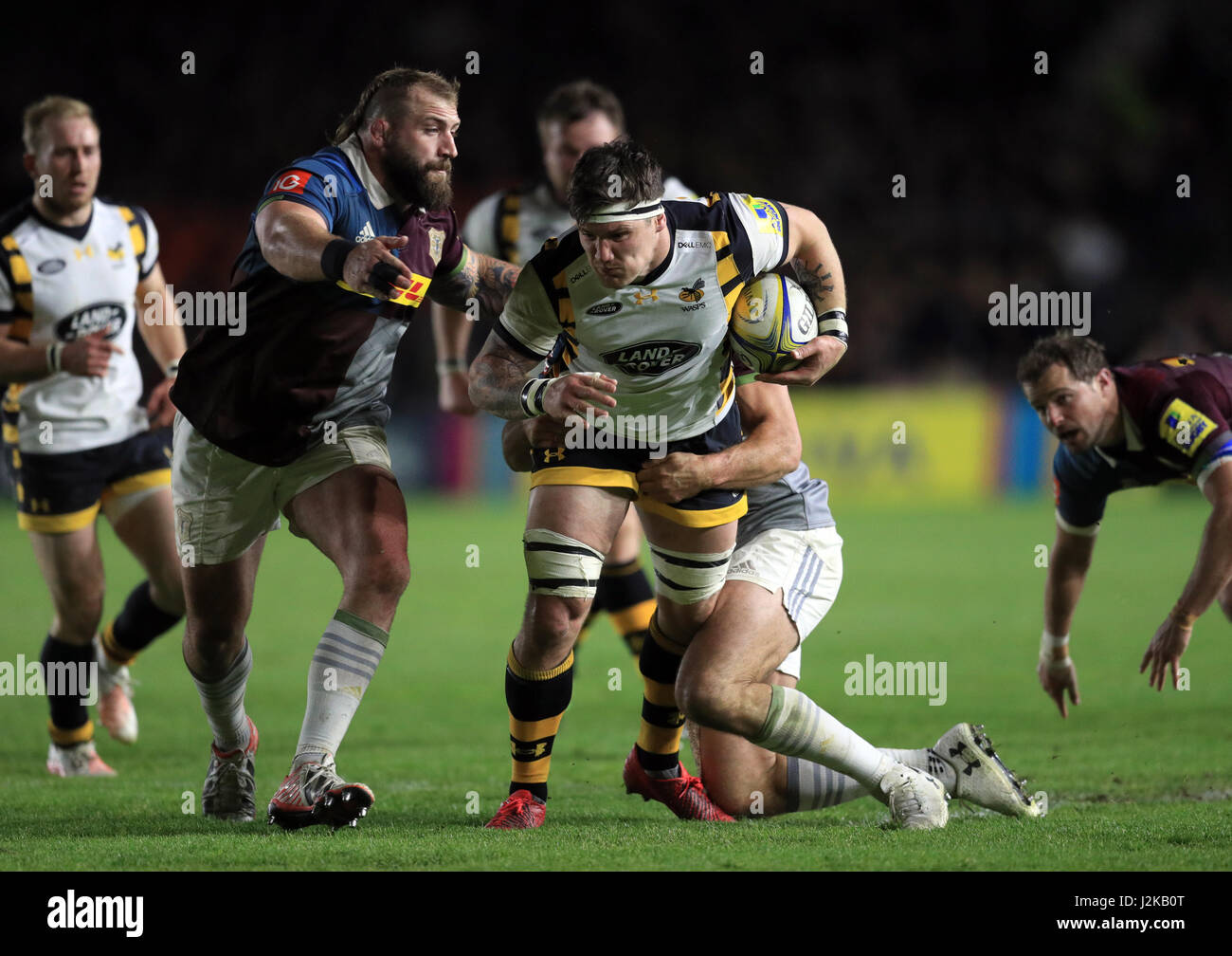 Wasps' Guy Thompson charges on during the Aviva Premiership match at ...