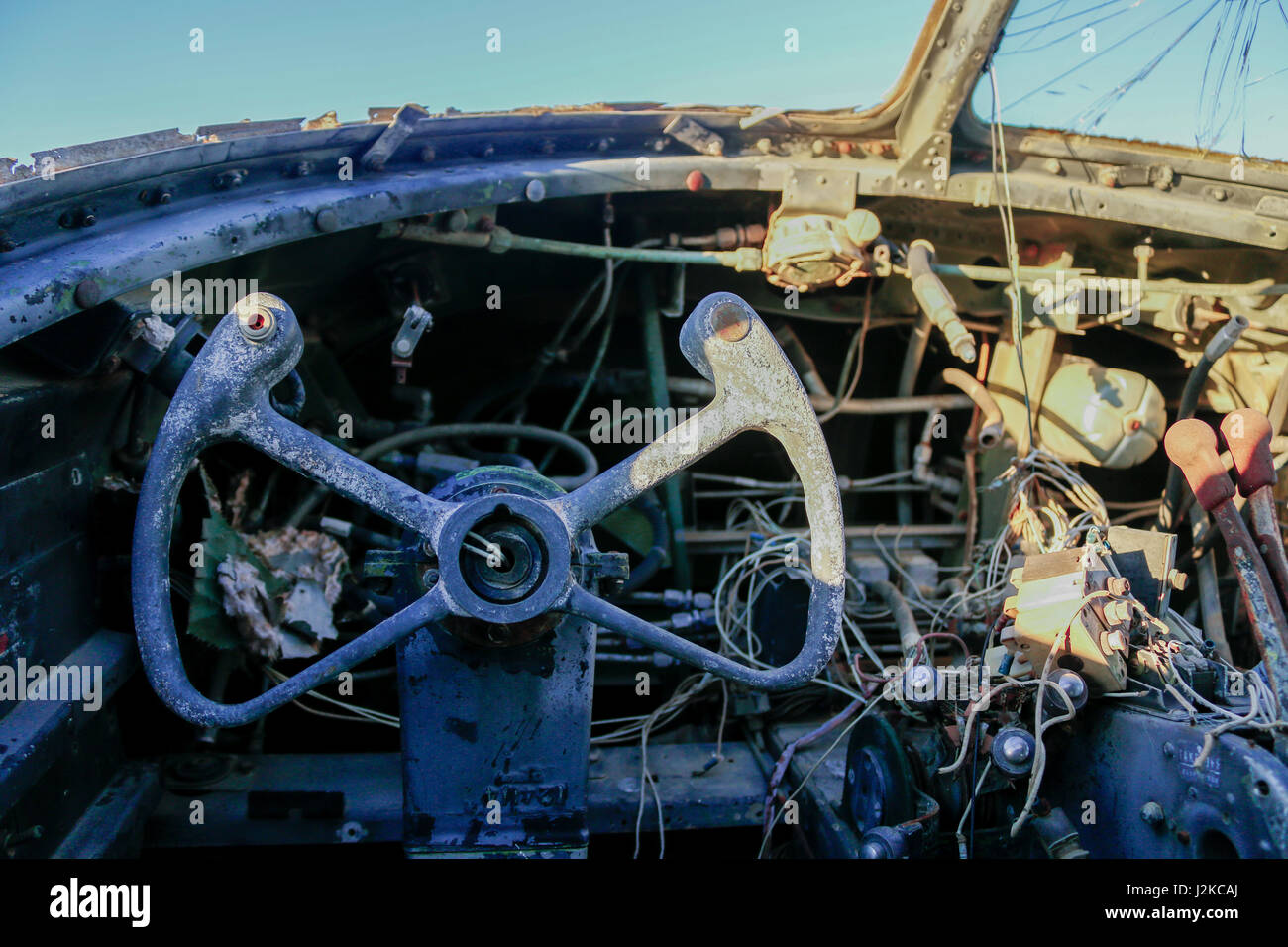 Pilot dead hi-res stock photography and images - Alamy