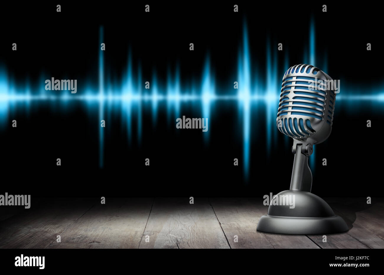 Microphone nostalgic hi-res stock photography and images - Alamy