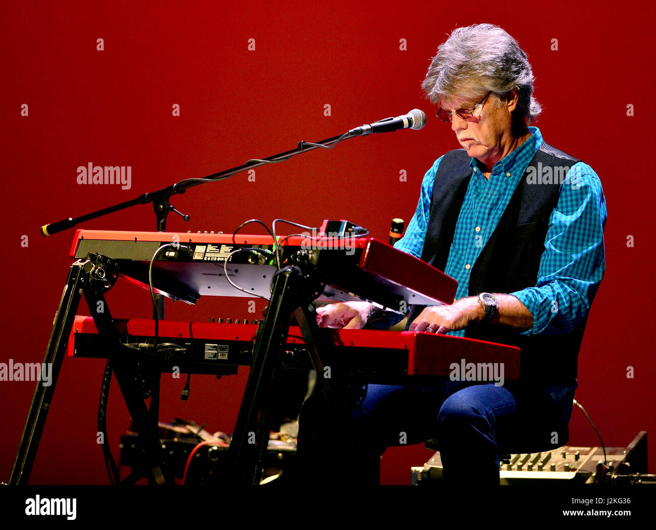 The nitty gritty dirt band hi-res stock photography and images - Alamy