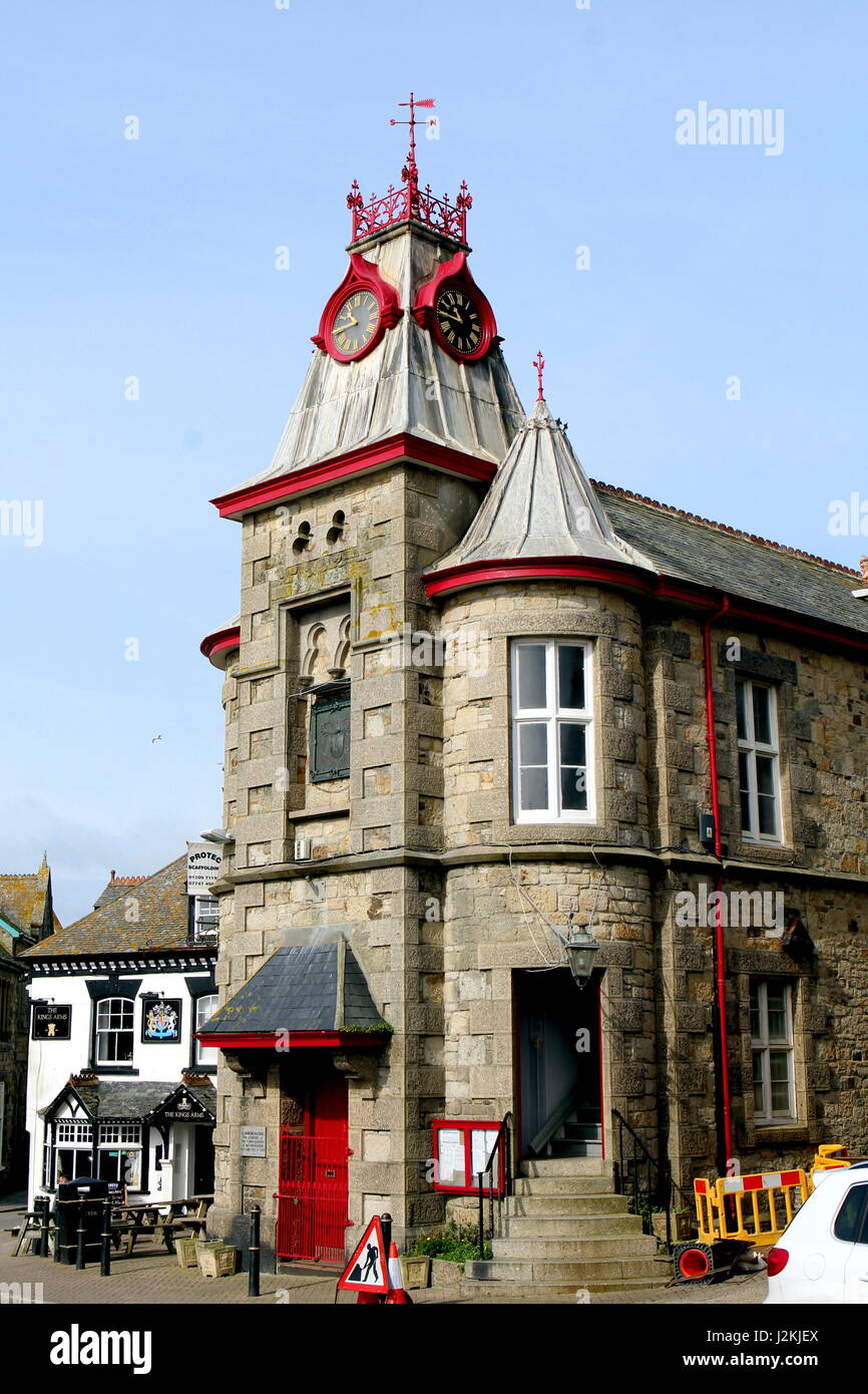 Town hall marazion cornwall hi-res stock photography and images - Alamy