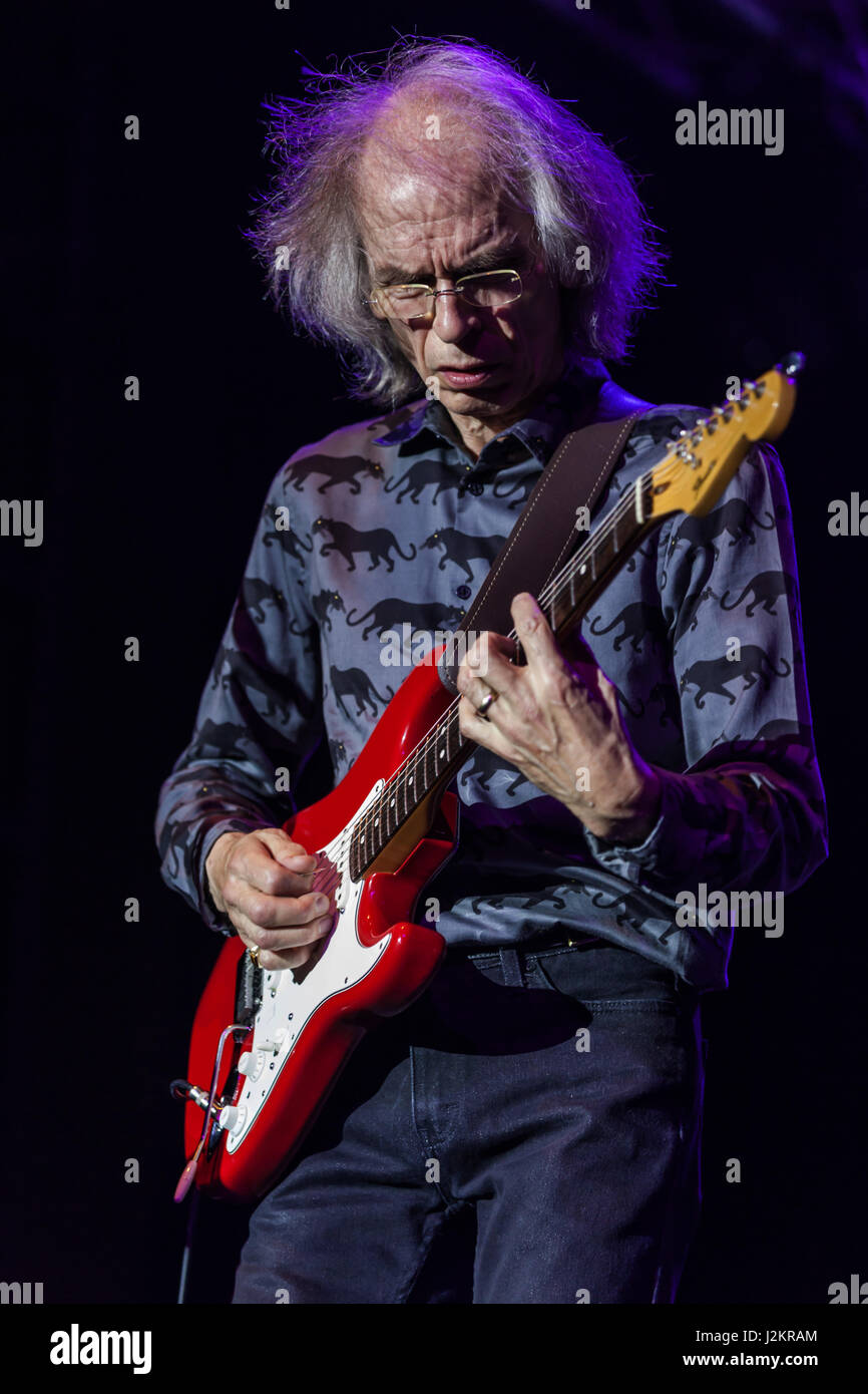 9 songs film hi-res stock photography and images - Alamy