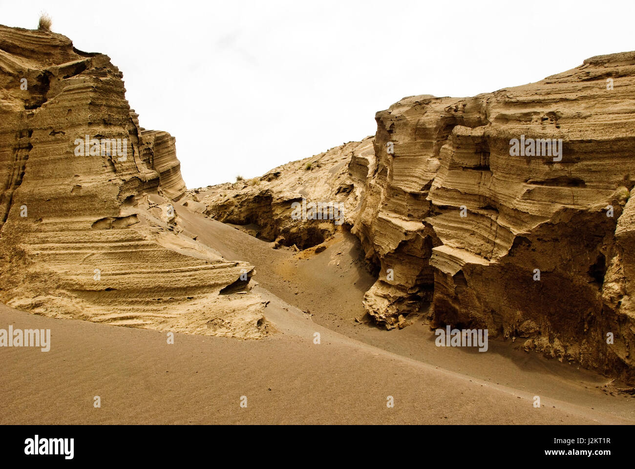 Volcanic soil in layers, close up Stock Photo - Alamy