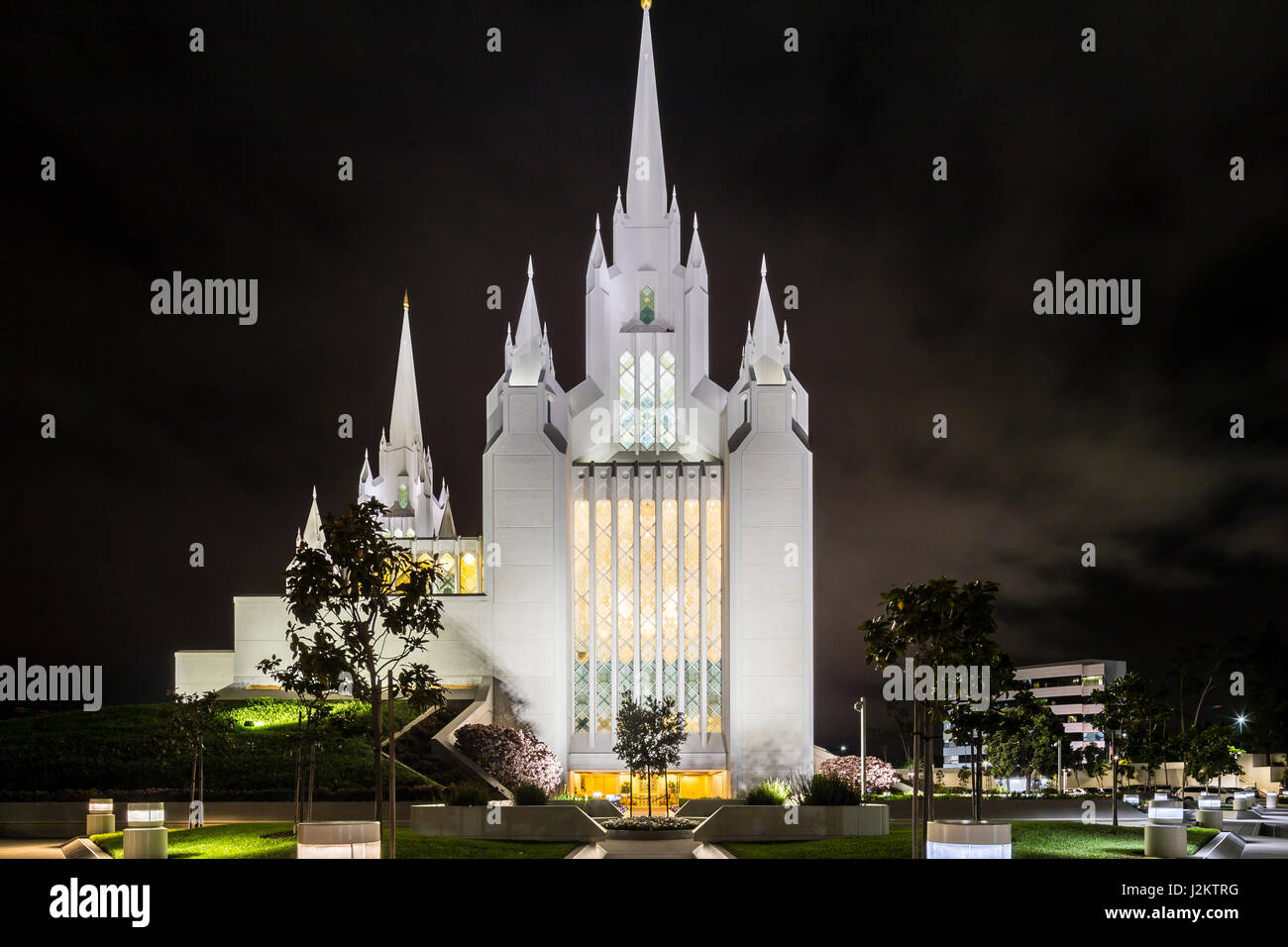 San Diego Mormon Temple in La Jolla, CA Stock Photo - Alamy