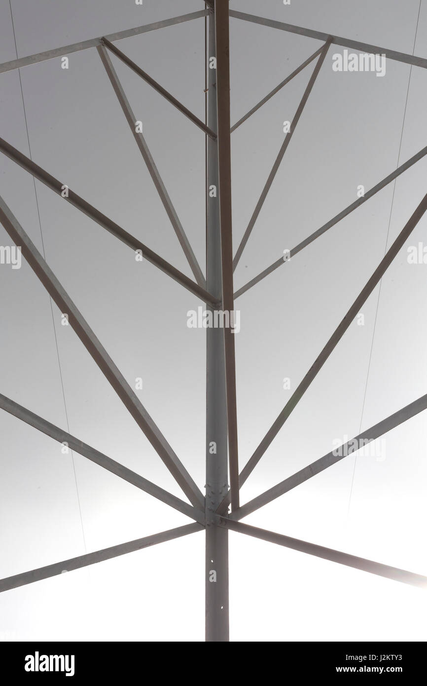 Bold geometric pattern in a pylon Stock Photo - Alamy Bold geometric pattern in a pylon Stock Photo - Alamy