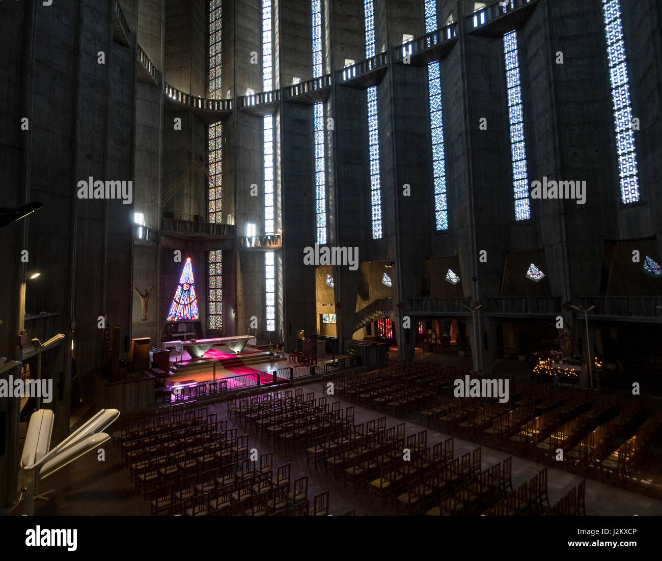 The choir of Notre-Dame church, its window in triangle (Claude Idoux ...