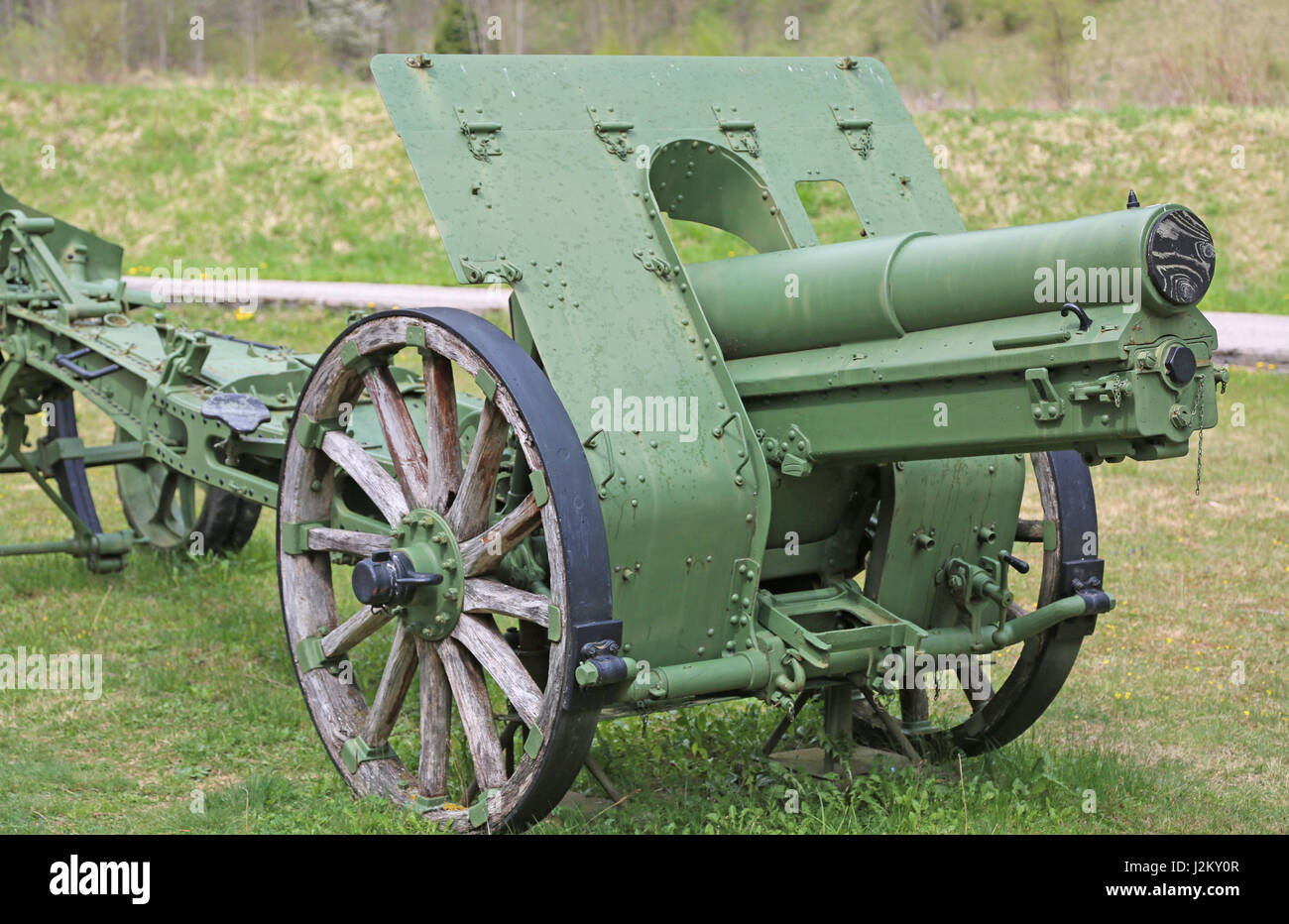 italian old cannon used in the first world war by soldiers Stock Photo ...