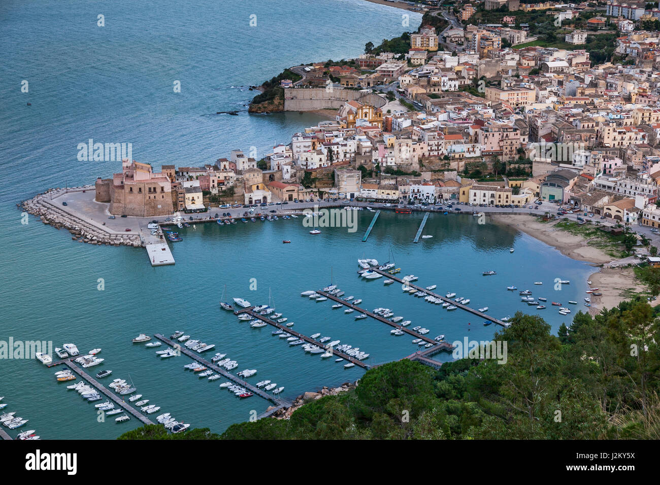 Castellamare del golfo sicily hi-res stock photography and images - Alamy