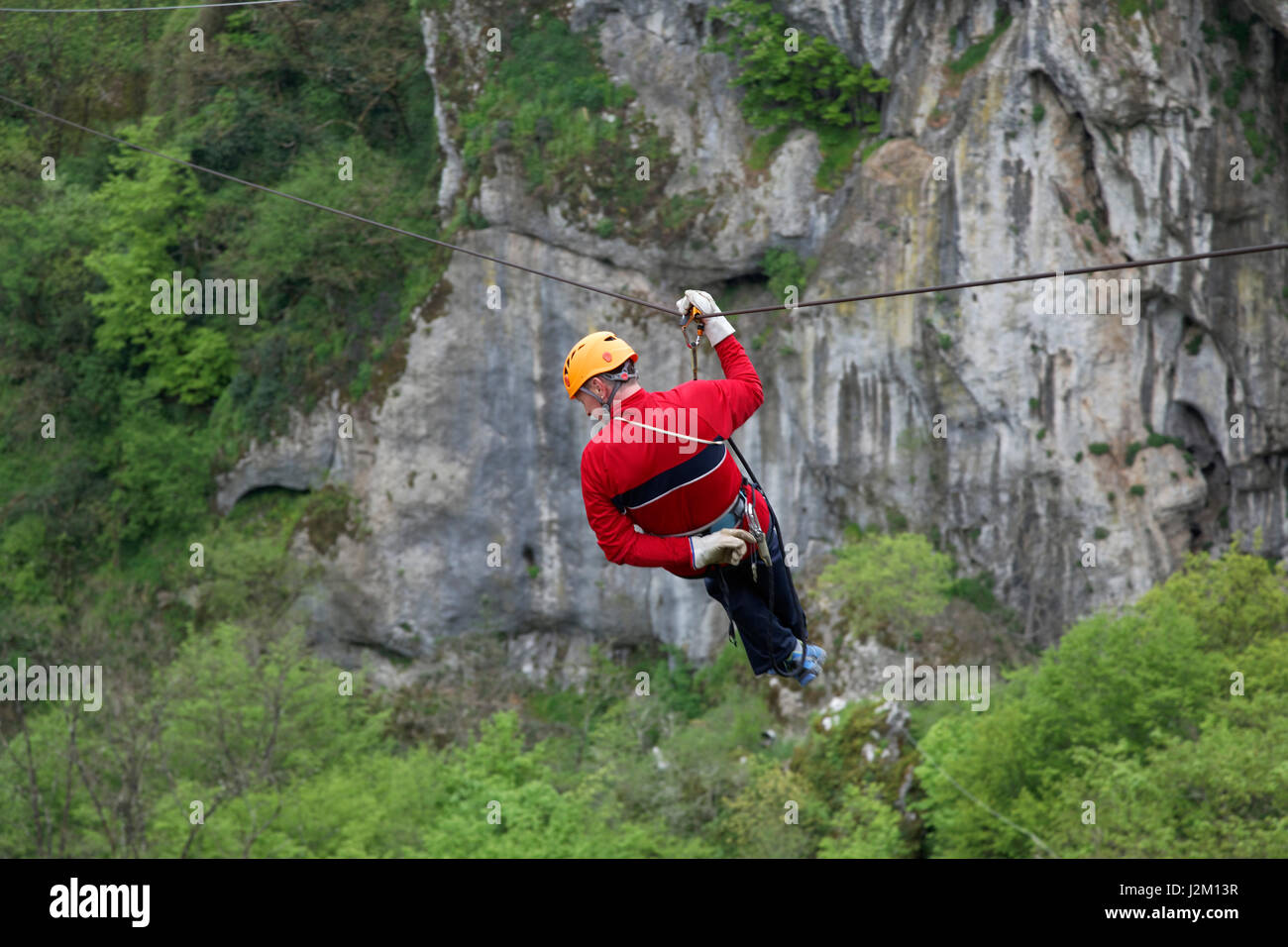Zipline hi-res stock photography and images - Alamy
