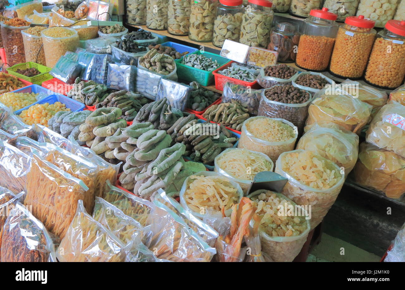 Vietnamese market traditional hi-res stock photography and images - Alamy