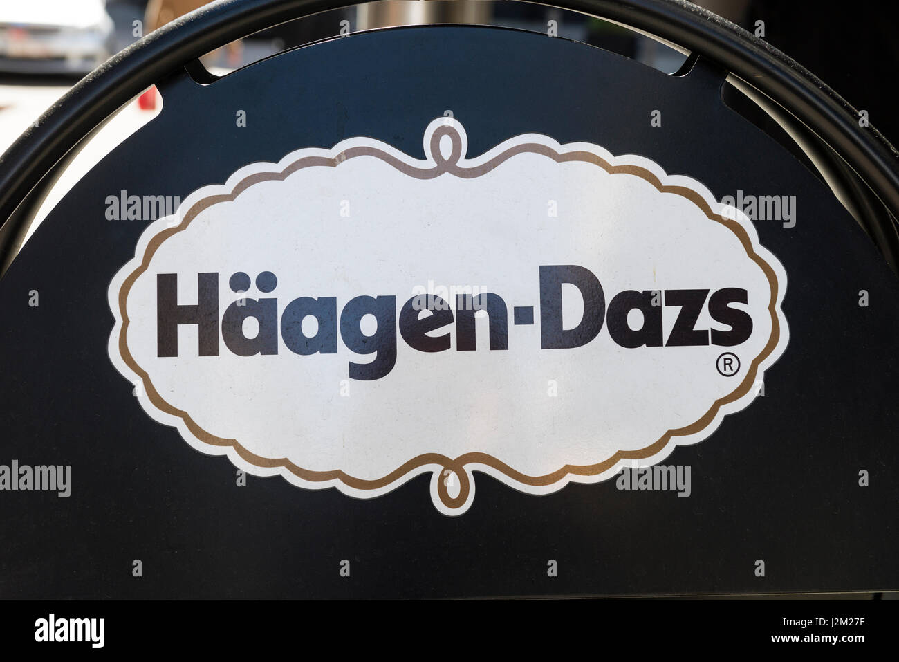 Häagen-Dazs store in Antwerp Stock Photo - Alamy