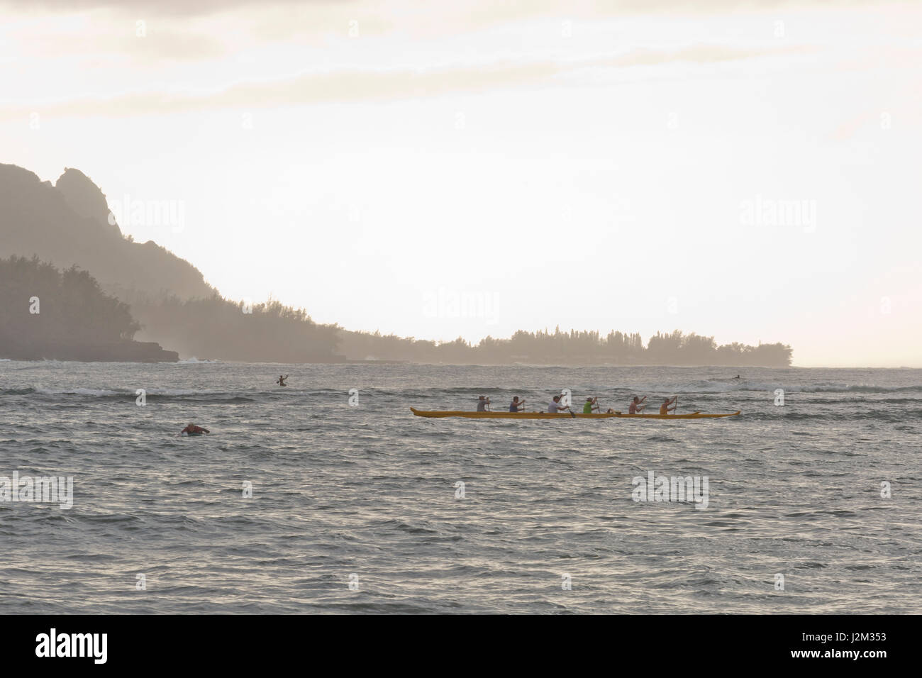 Polynesian outrigger canoe hi-res stock photography and images - Alamy