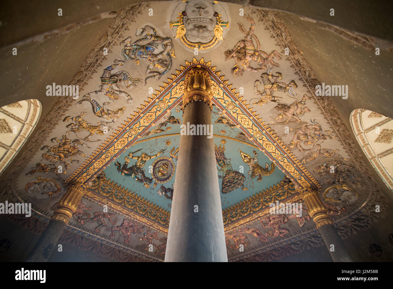 Inside the arc de triomphe hi-res stock photography and images - Alamy