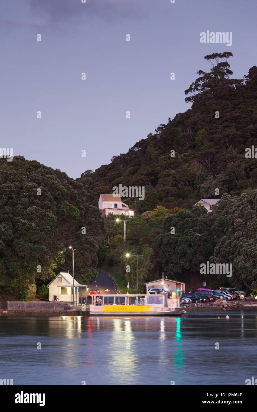 New Zealand, North Island, Coromandel Peninsula, Whitianga, ferry ...