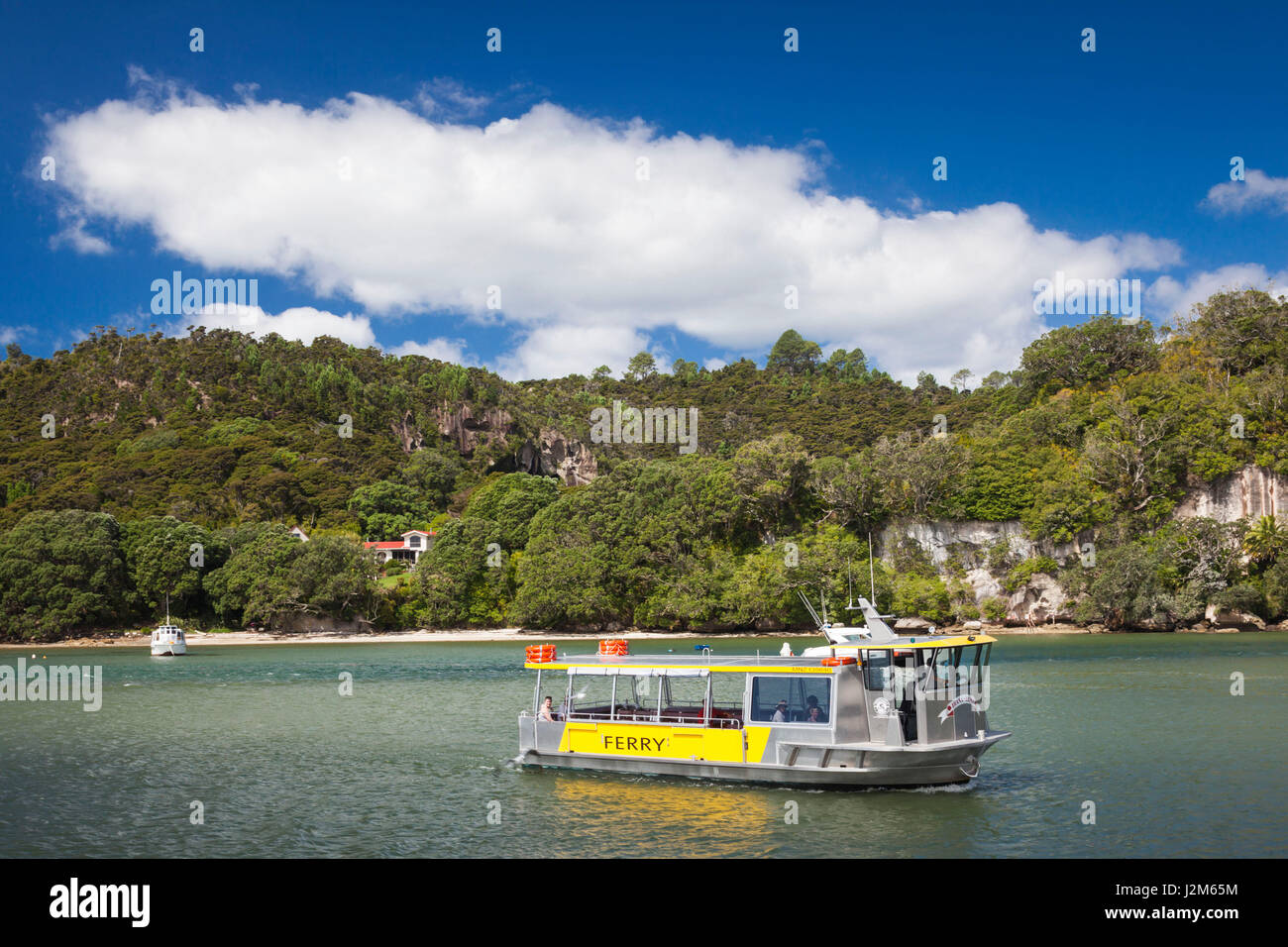 New Zealand, North Island, Coromandel Peninsula, Whitianga, ferry ...
