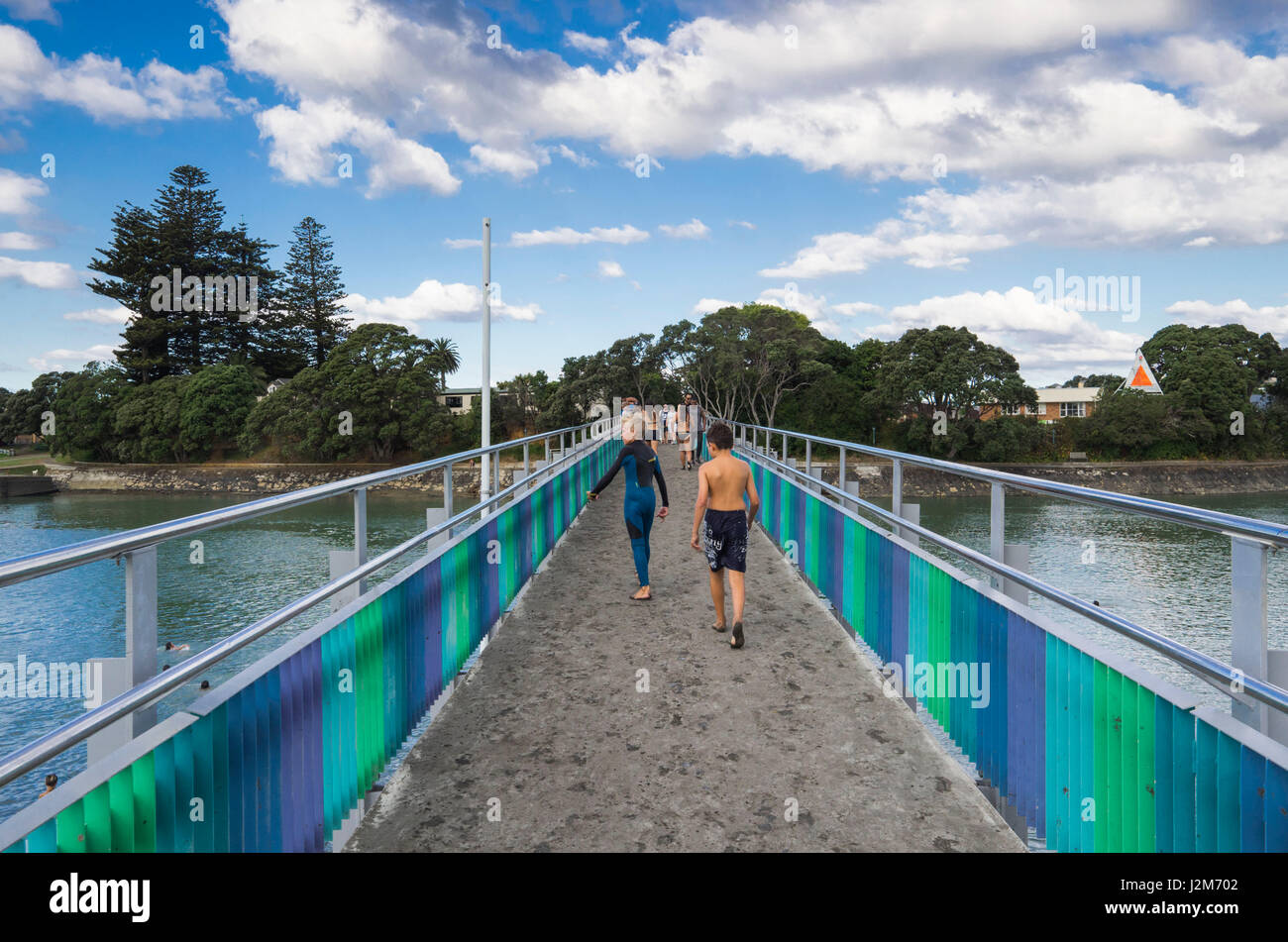 New Zealand, North Island, Raglan, beach footbridge Stock Photo - Alamy