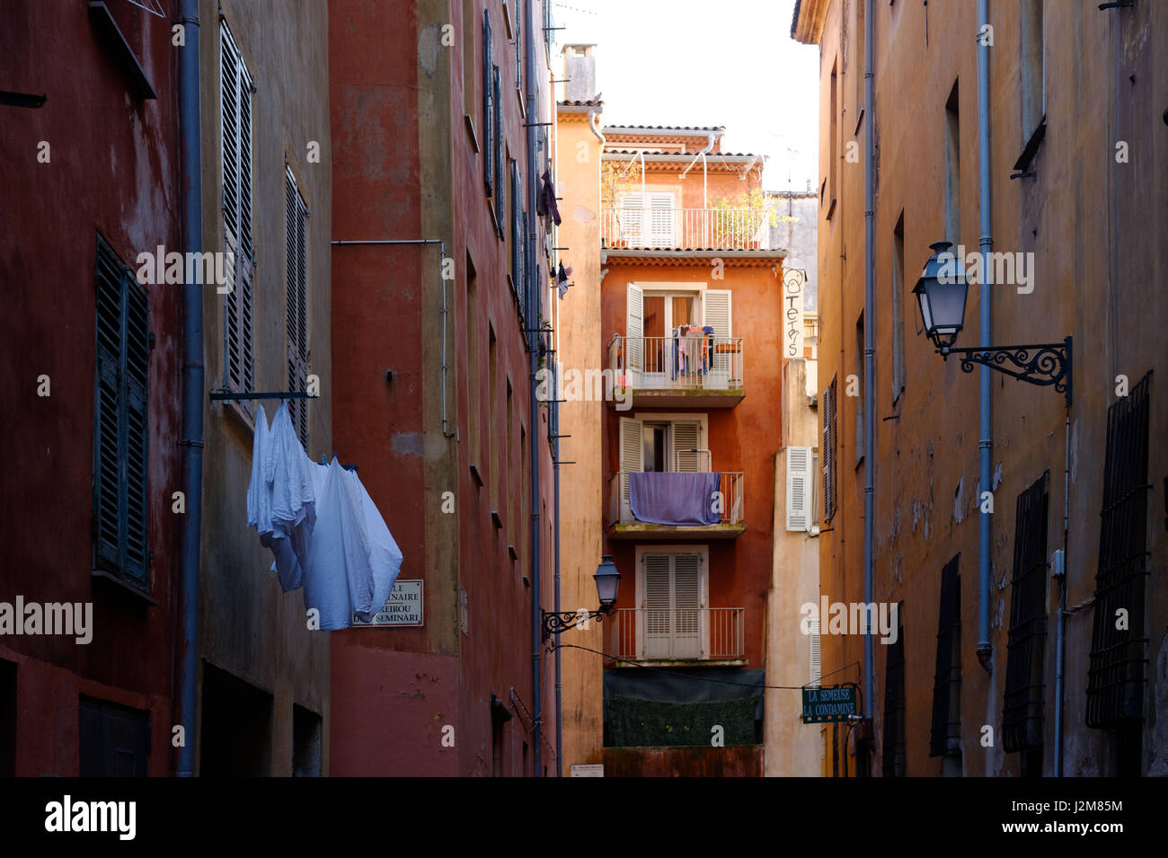 France, Alpes-Maritimes, Nice, the old town, Rue de la Condamine Stock ...