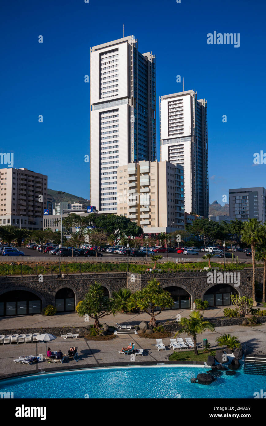 Parque maritimo tenerife cesar hi-res stock photography and images - Alamy