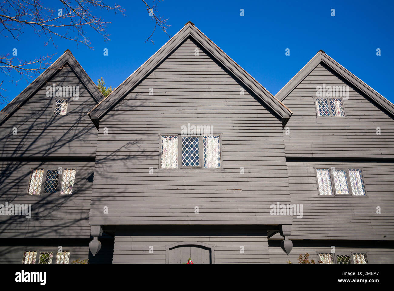 Salem witch house hi-res stock photography and images - Alamy