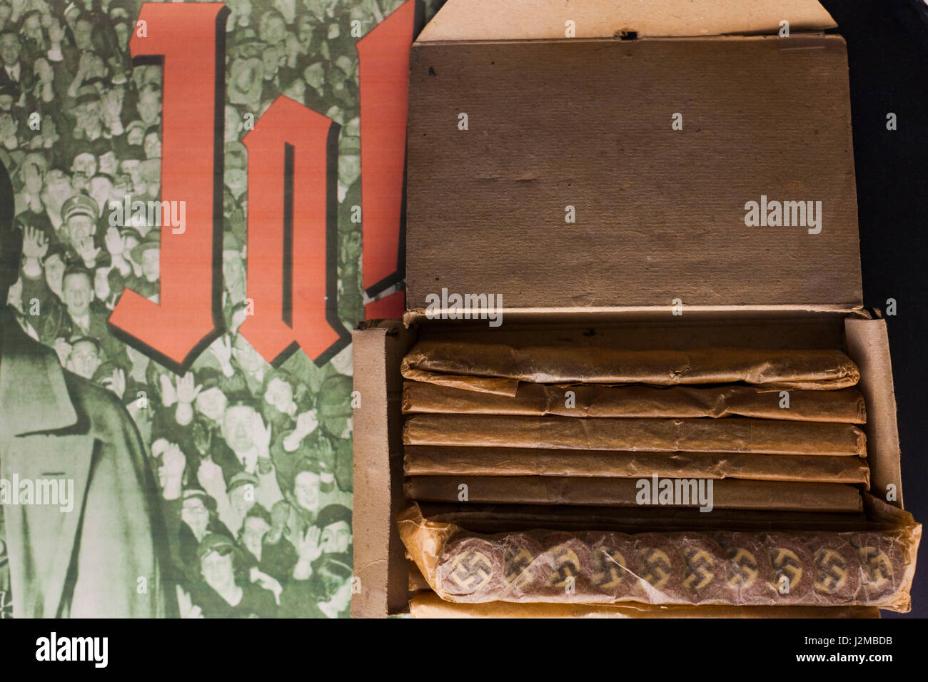 Nazi medals hi-res stock photography and images - Alamy