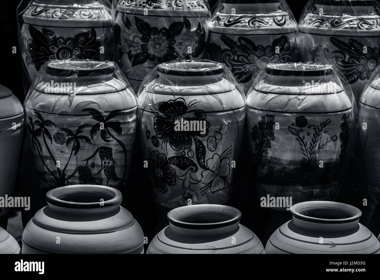 A earthen pot in the market. Commonly Known as the 'poor man's ...