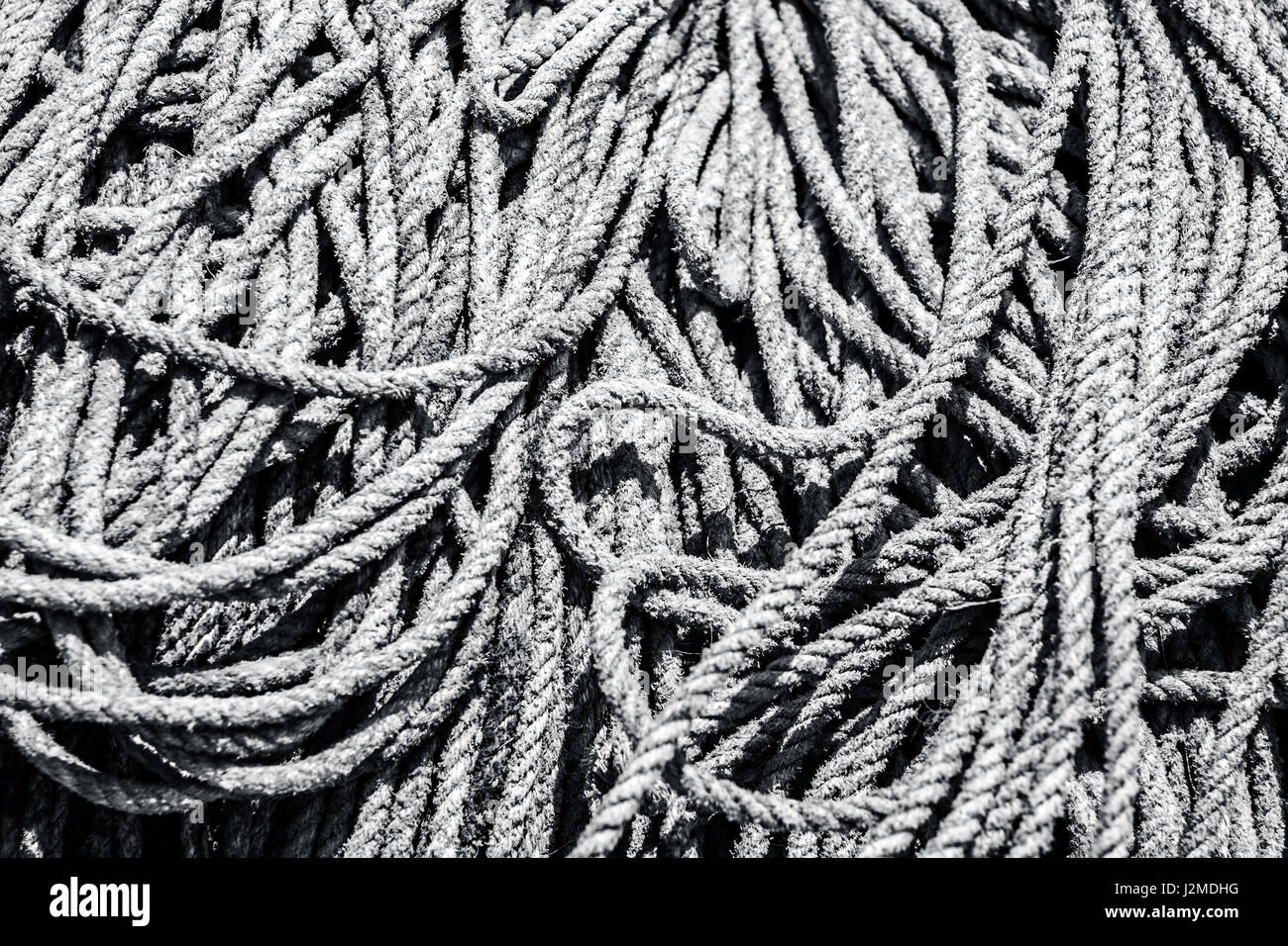 Ship ropes heap hi-res stock photography and images - Alamy