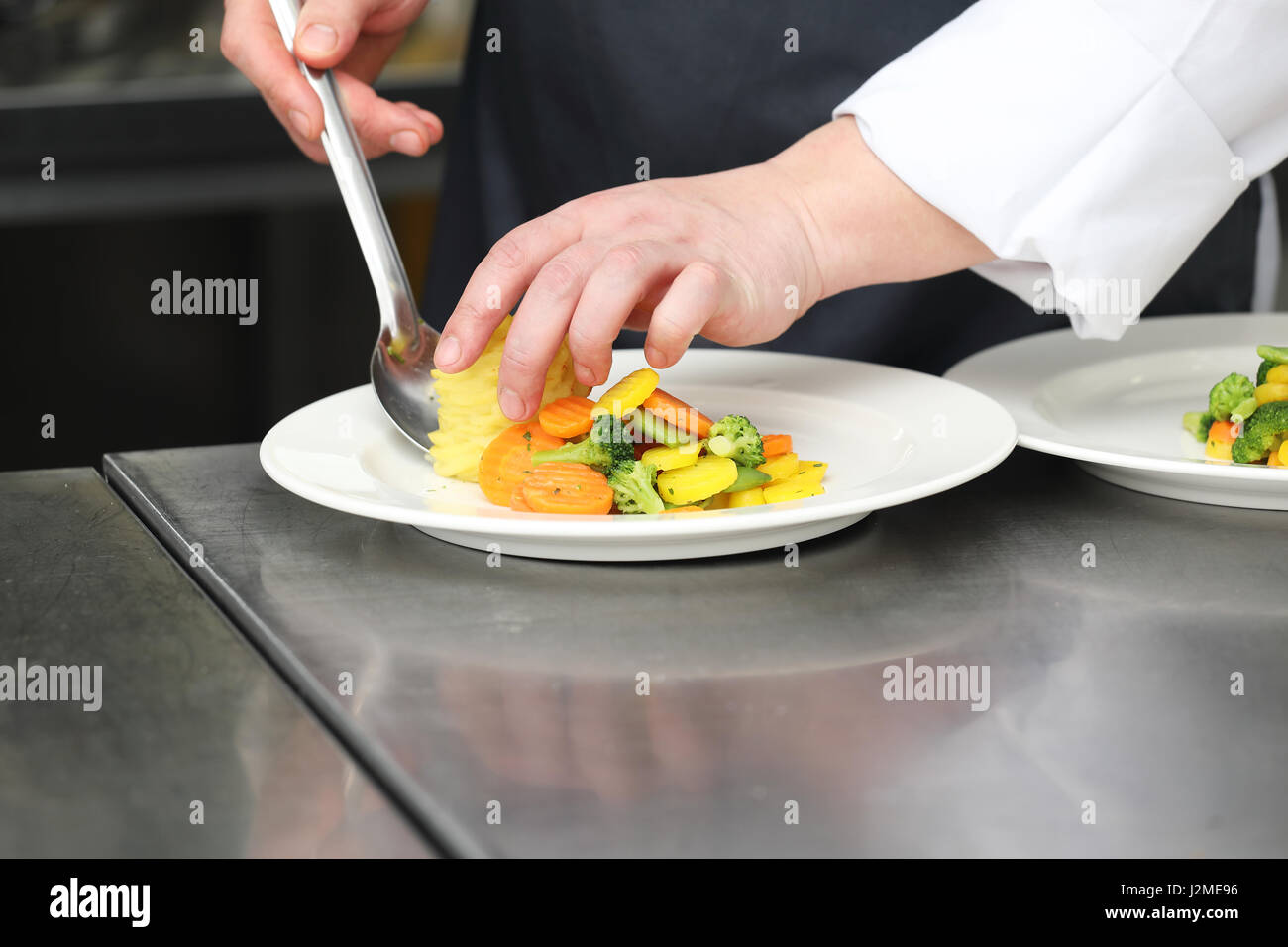 Hotel chef hi-res stock photography and images - Alamy