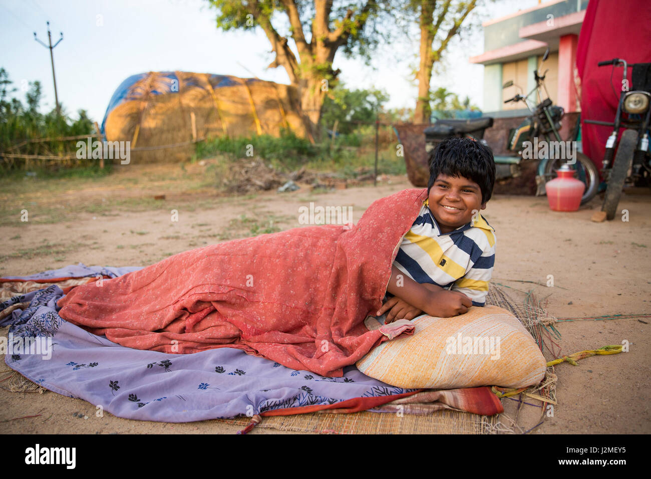 Bihar india slum hi-res stock photography and images - Alamy