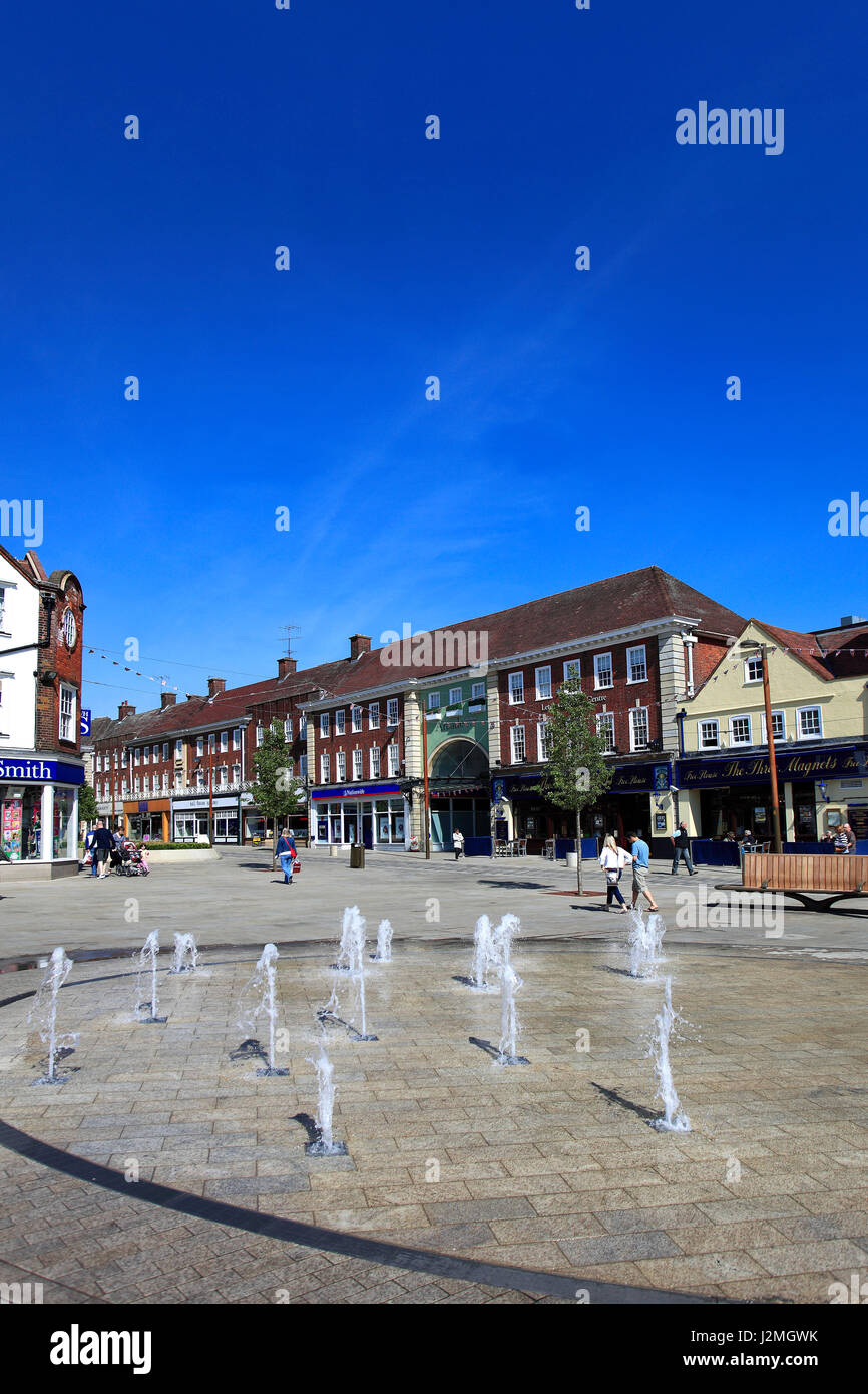 Water Fountains in the Town centre of Letchworth Garden City ...