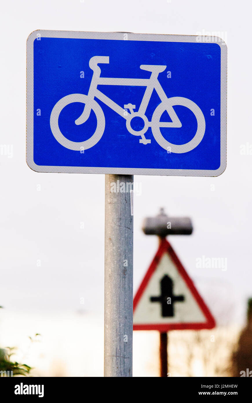 Cycling warning sign hi-res stock photography and images - Alamy