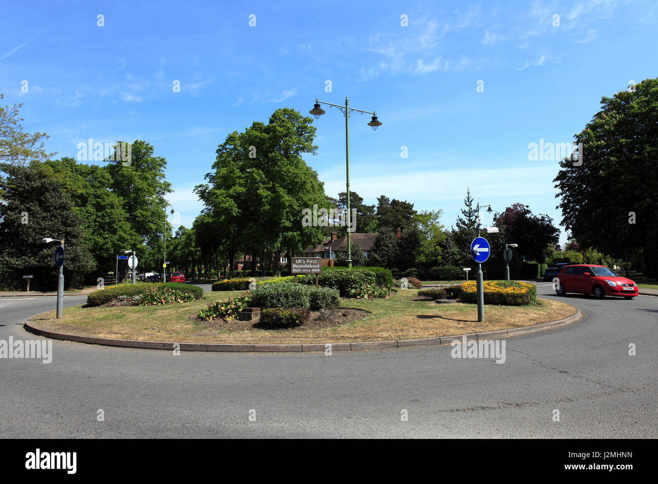 Britains first roundabout built in c 1909 hi-res stock photography and ...