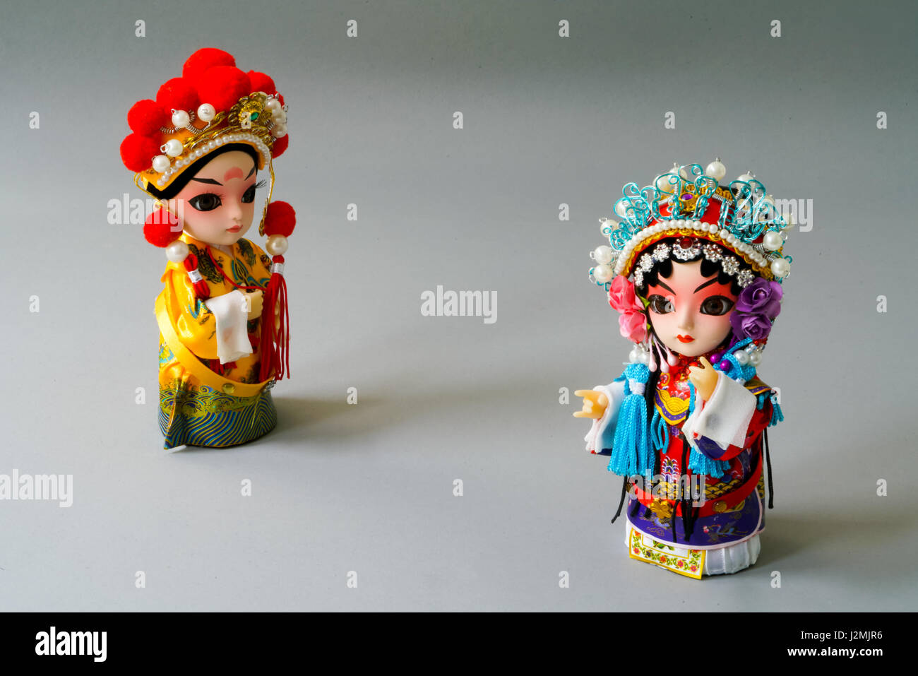 Animated Chinese Dolls