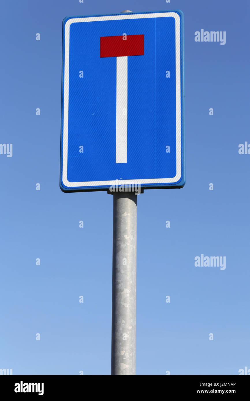 Dutch road sign: no through road Stock Photo - Alamy