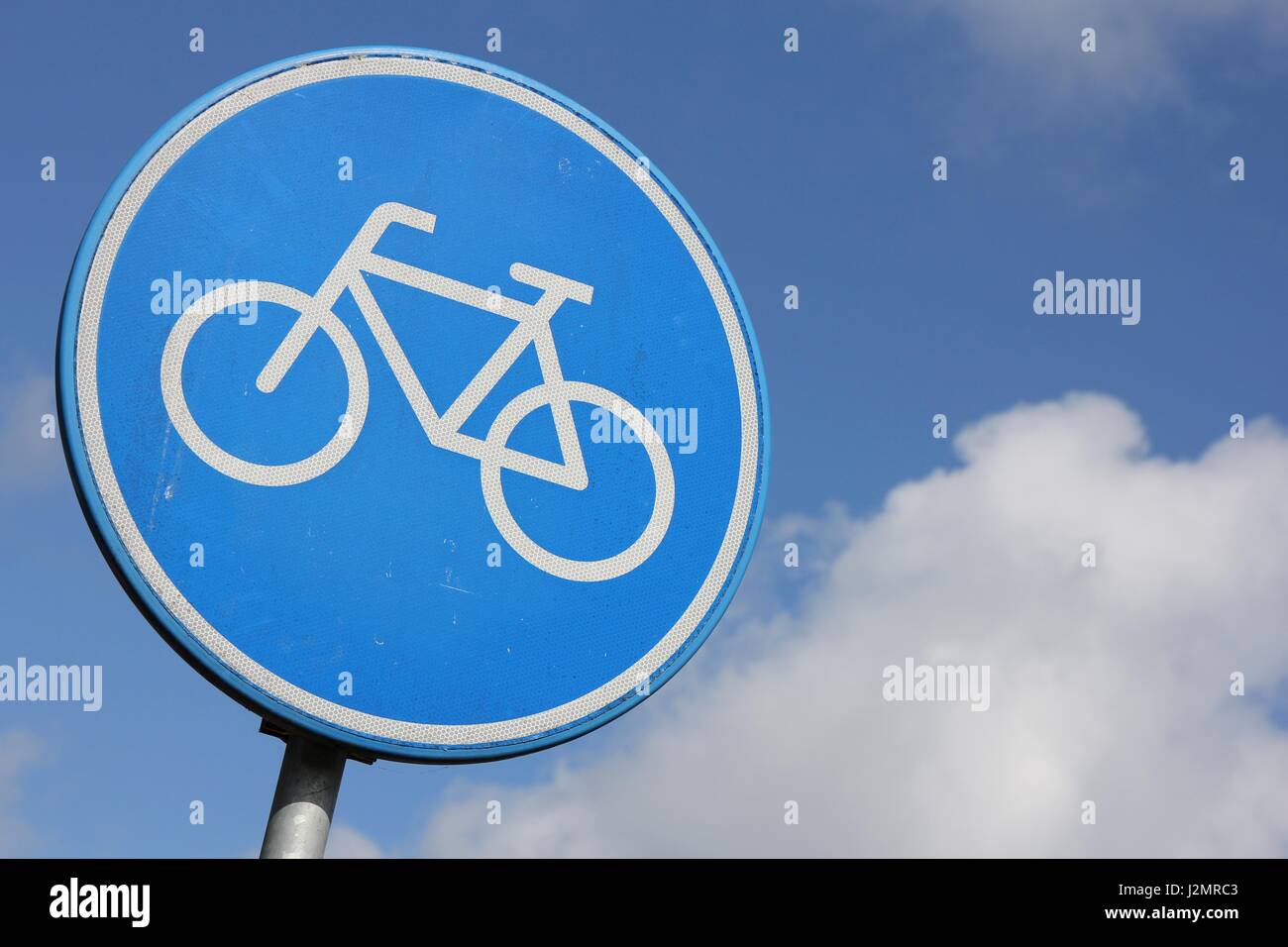 Pedal cycles only hi-res stock photography and images - Alamy