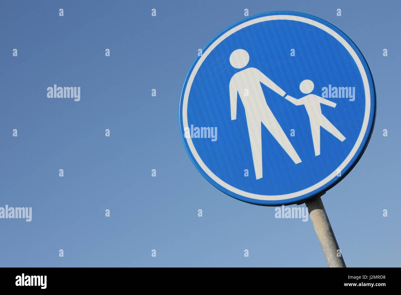 Dutch road sign footpath hi-res stock photography and images - Alamy