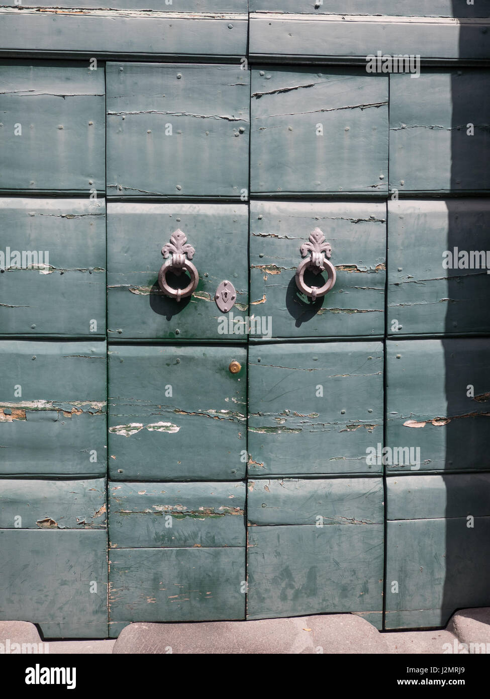 Horizontal old narrow wooden hi-res stock photography and images - Alamy