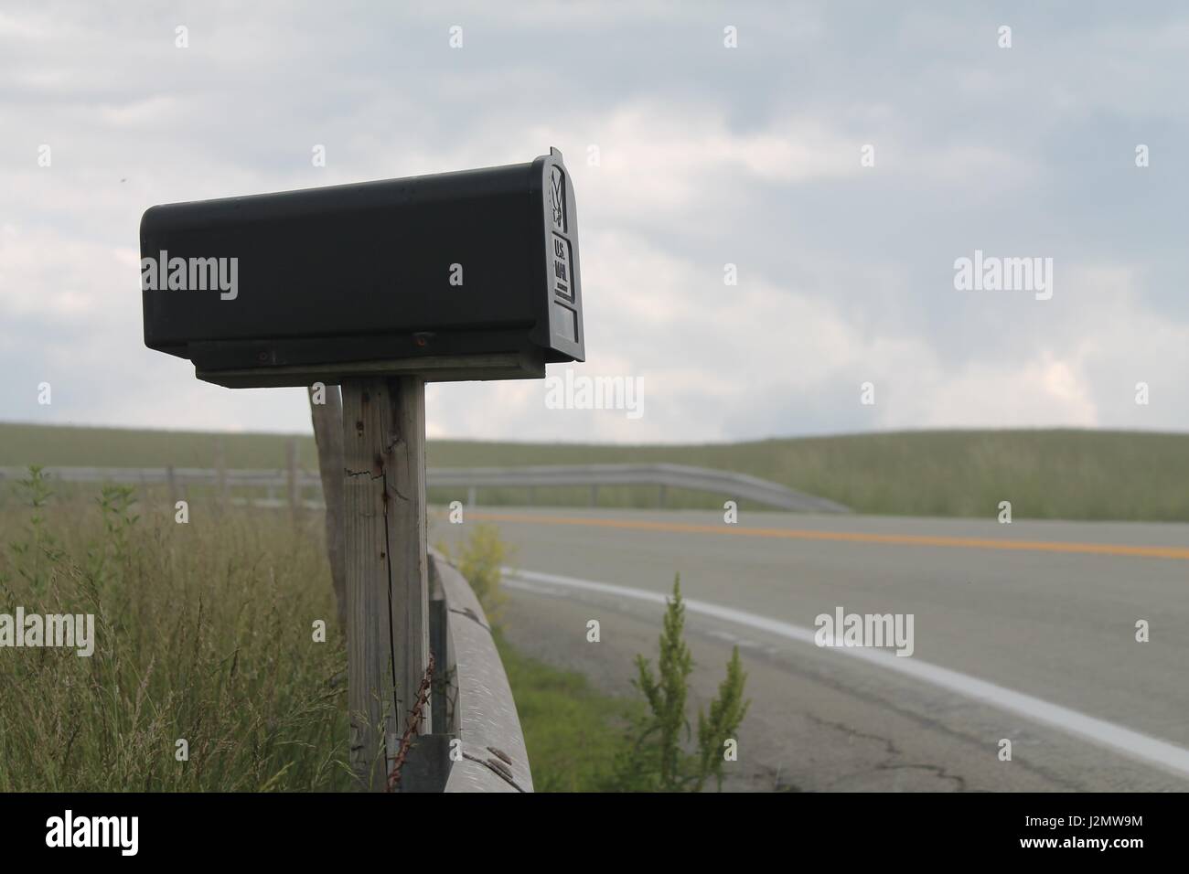 Exterior mailbox highway hi-res stock photography and images - Alamy