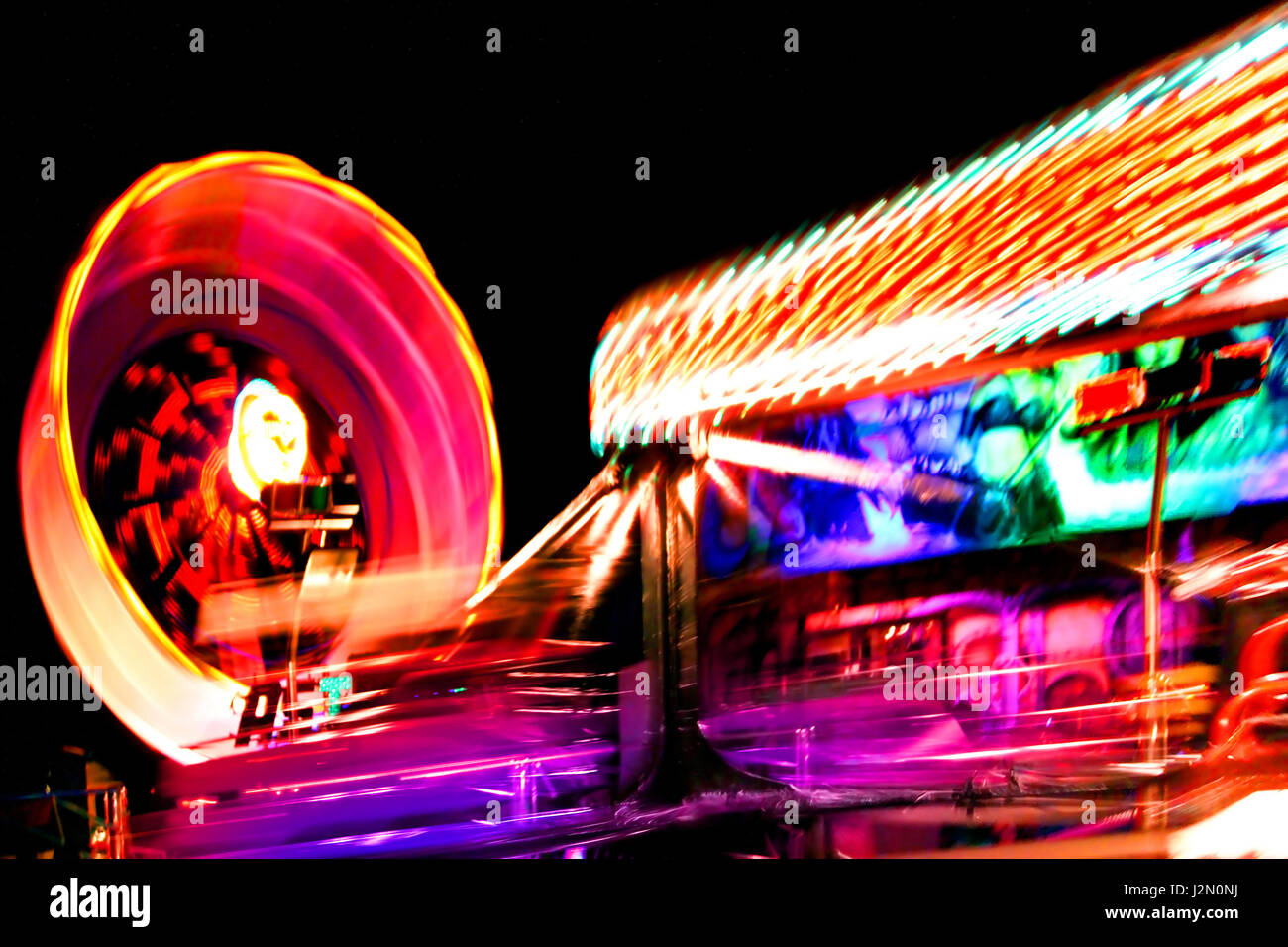 Scary fairground rides hi-res stock photography and images - Alamy