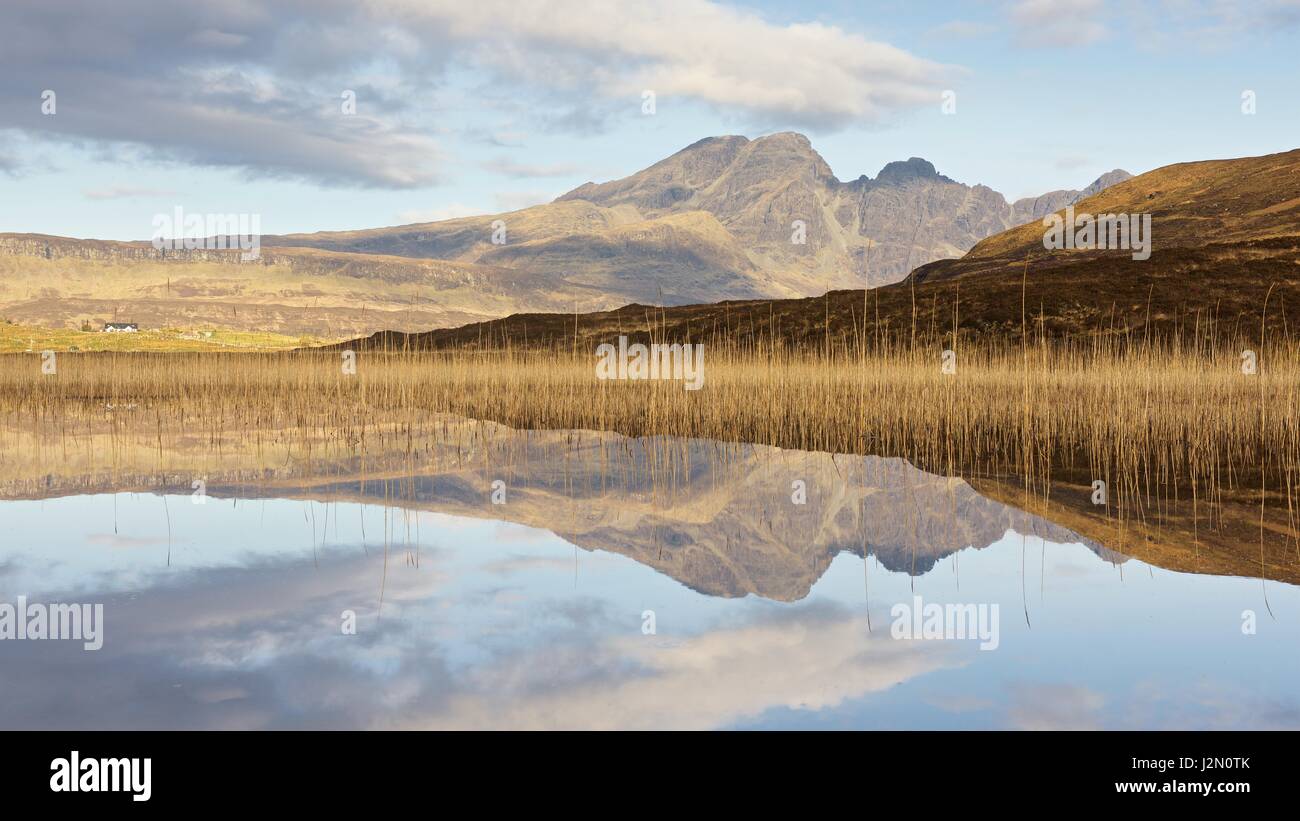Reflections of Blaven on Skye Stock Photo - Alamy