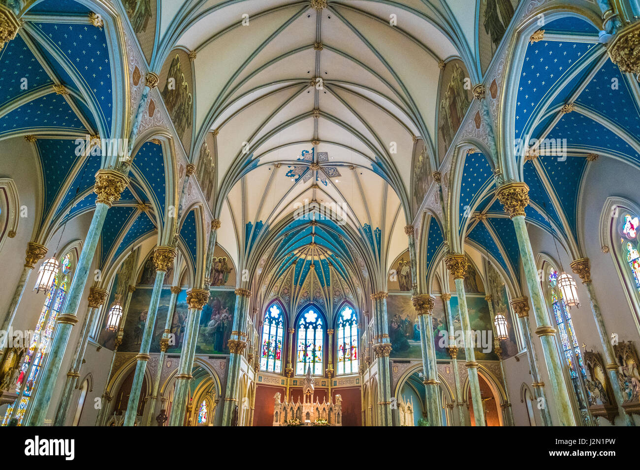 main altar of the Cathedral of St. John the Baptist, Savannah, Georgia ...