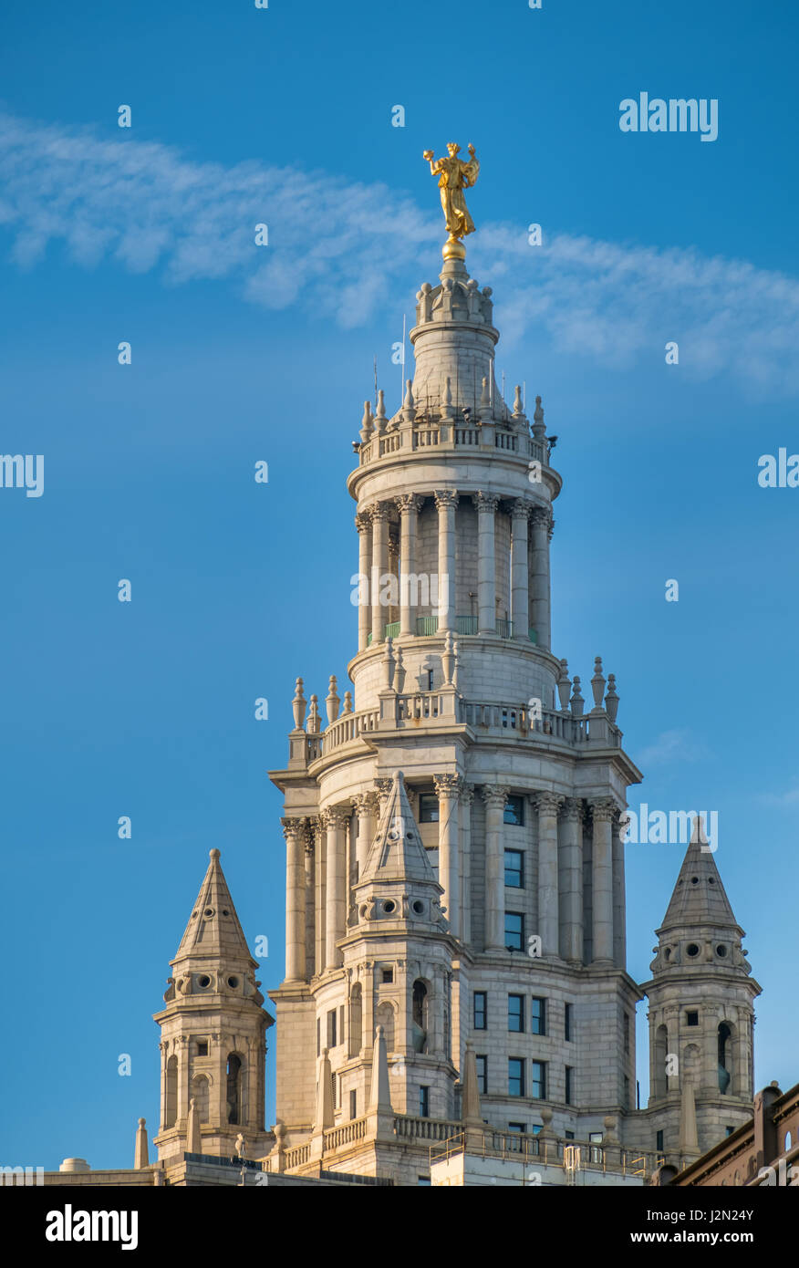 View of New York City's City Hall from the base of the Brooklyn Bridge ...